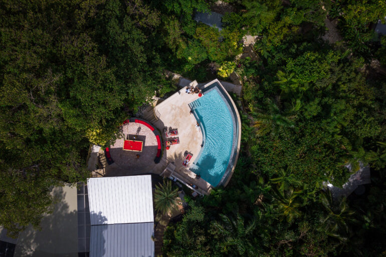 PROPERTY INFO - Geejam Hotel