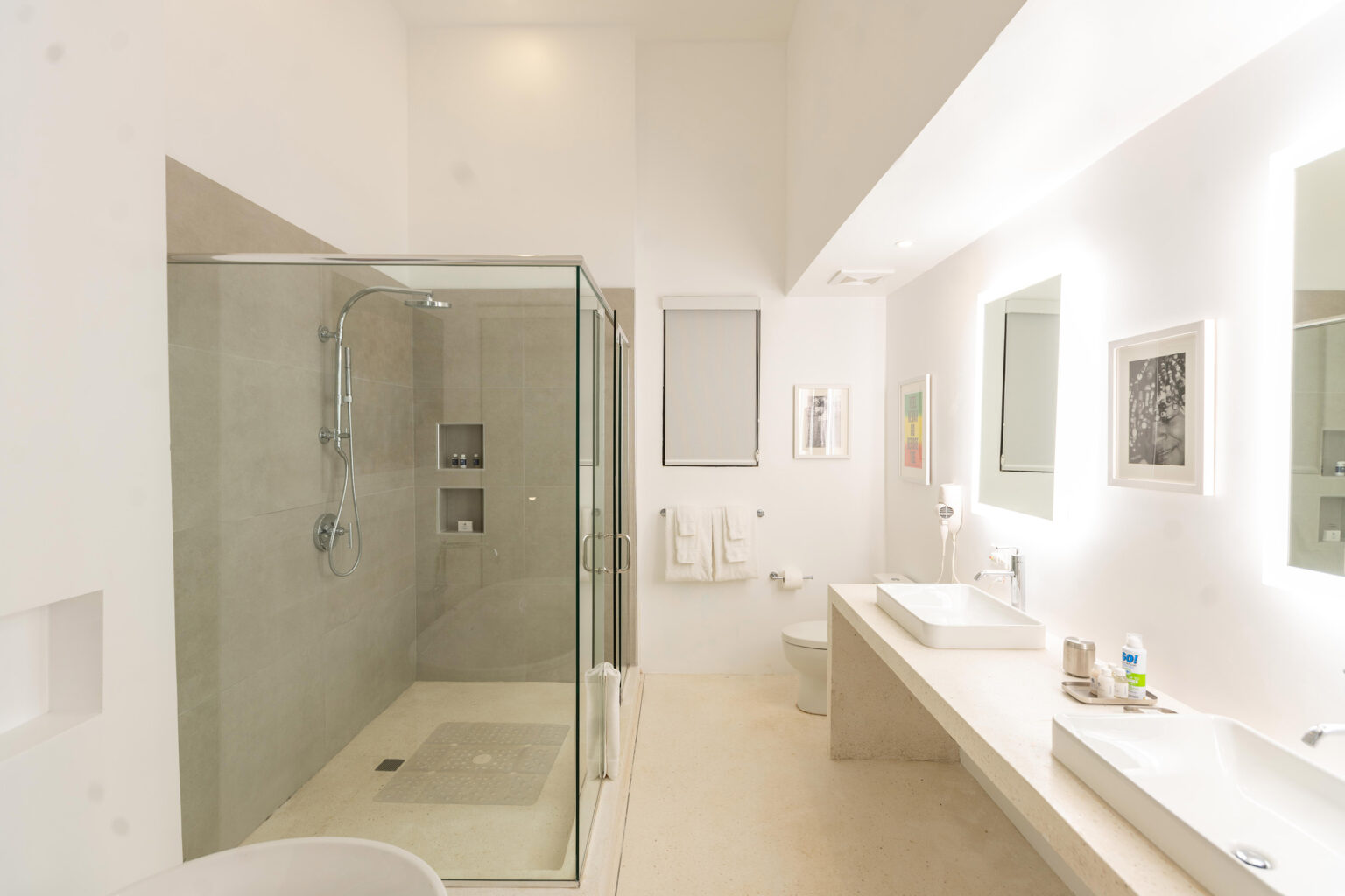 ROOMS - Geejam Hotel