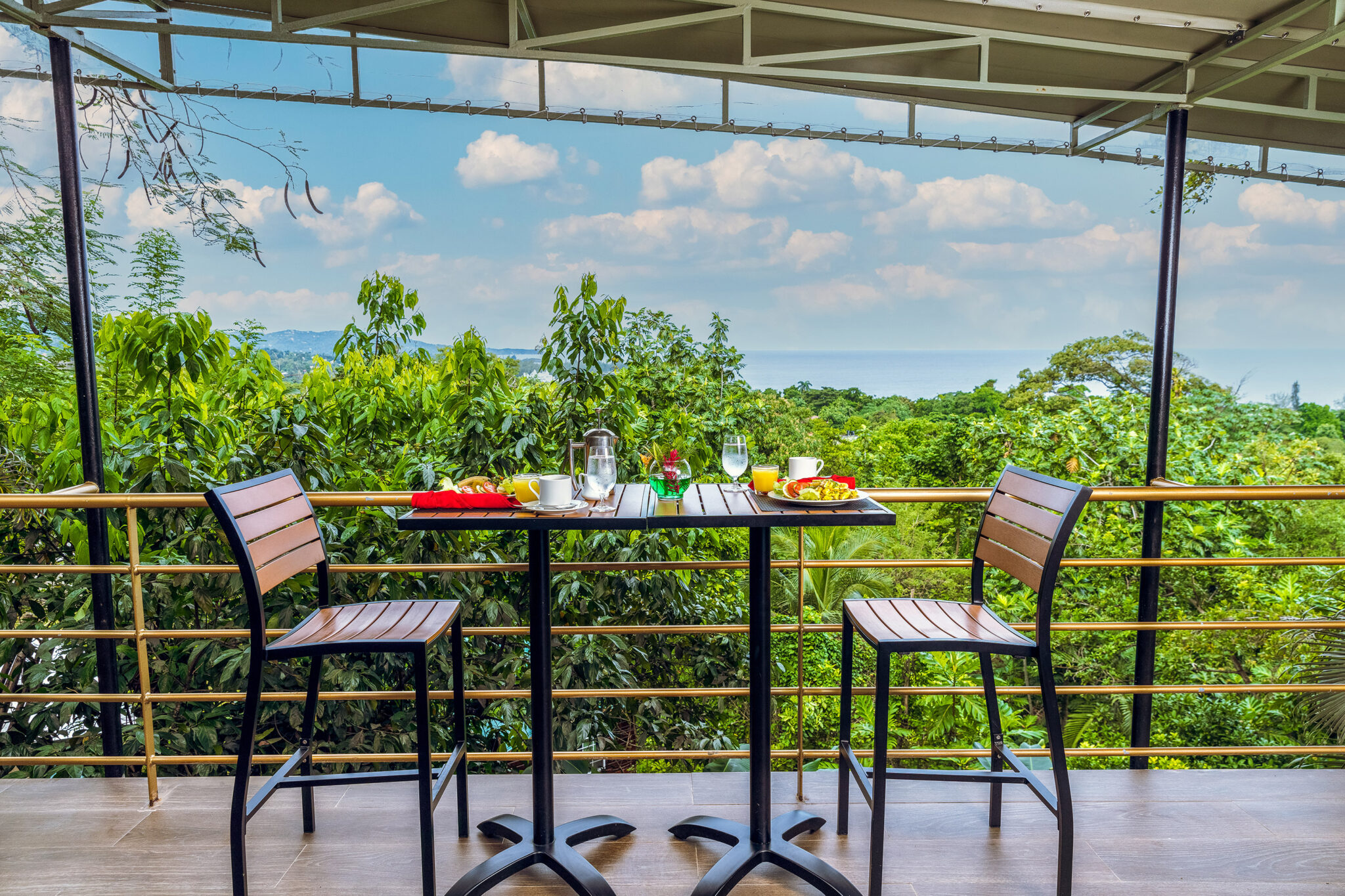 FOOD & DRINK - Geejam Hotel